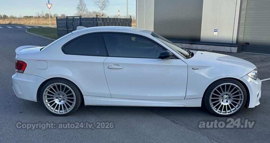 Balts BMW 1-series 2008 Tallina, ar dzinēja tilpumu 2.00 L un nobraukumu 323 tūkst. km par 8099 €, foto 5 vietnē AUTOMOTO.COM.LV
