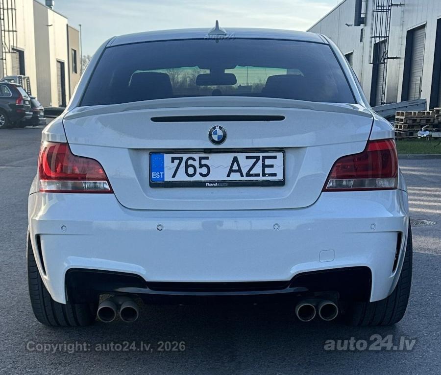 Balts BMW 1-series 2008 Tallina, ar dzinēja tilpumu 2.00 L un nobraukumu 323 tūkst. km par 8099 €, foto 7 vietnē AUTOMOTO.COM.LV