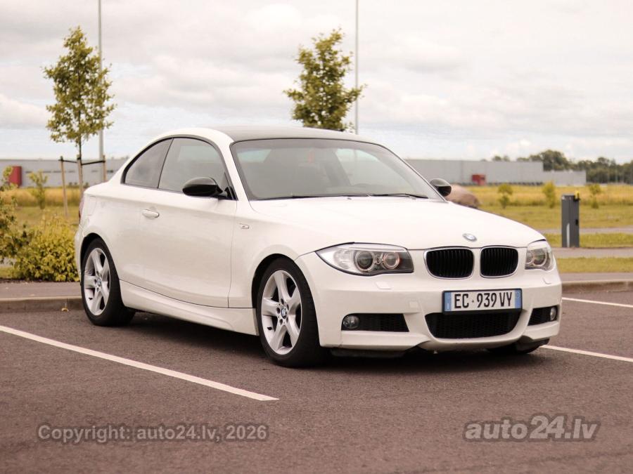 White BMW 1-series 2009 in Tallinn, with an engine capacity of 2.00 L and mileage of 240 thousand km for 7900 €, photo 7 on AUTOMOTO.COM.LV