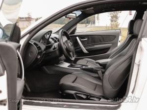 White BMW 1-series 2009 in Tallinn, with an engine capacity of 2.00 L and mileage of 240 thousand km for 7900 €, photo 20 on AUTOMOTO.COM.LV