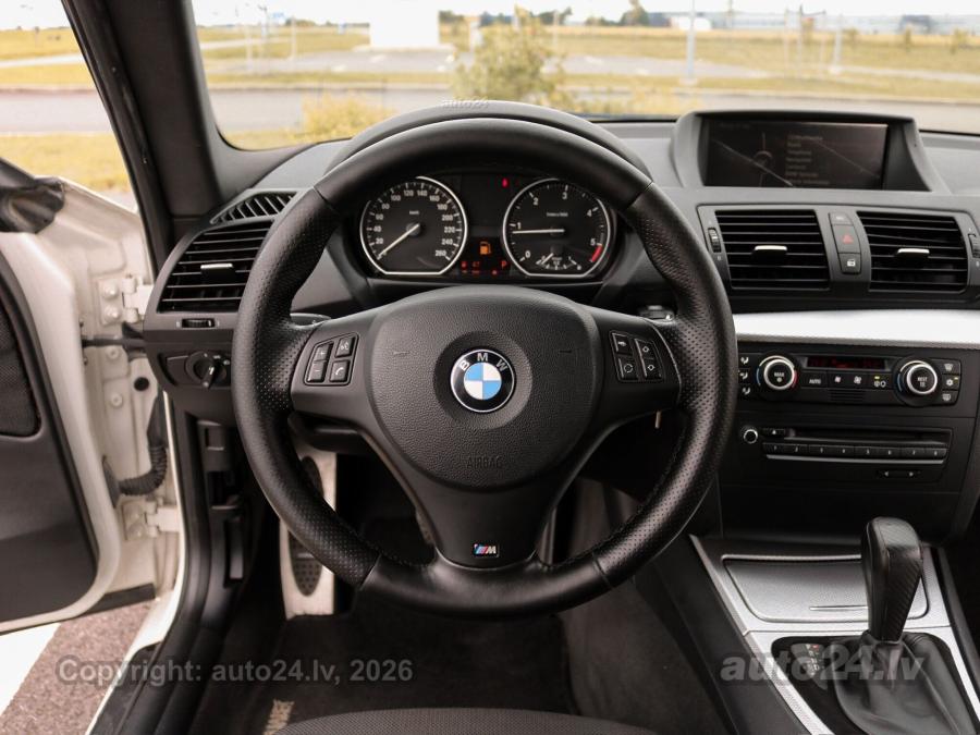 White BMW 1-series 2009 in Tallinn, with an engine capacity of 2.00 L and mileage of 240 thousand km for 7900 €, photo 28 on AUTOMOTO.COM.LV