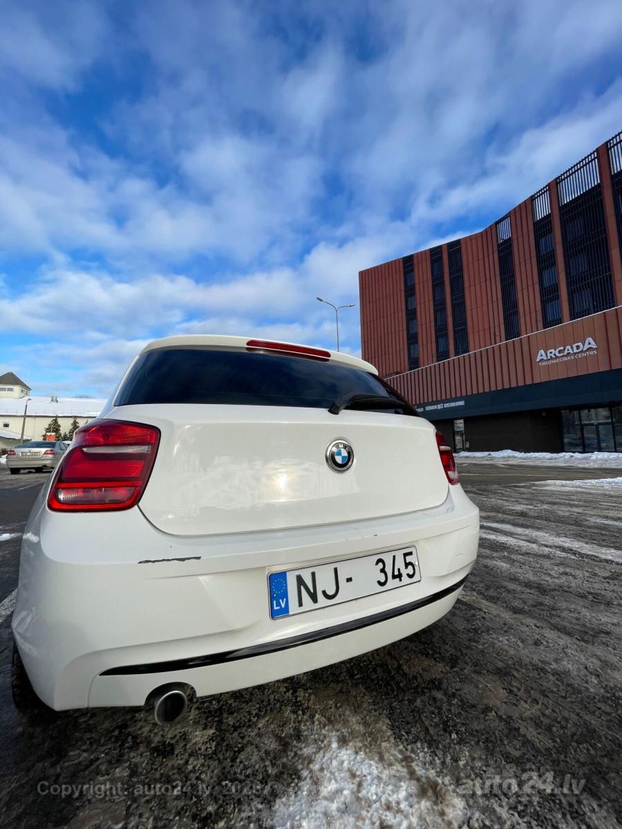 White BMW 1-series 2011 in Riga, with an engine capacity of 2.00 L and mileage of 288 thousand km for 5750 €, photo 7 on AUTOMOTO.COM.LV