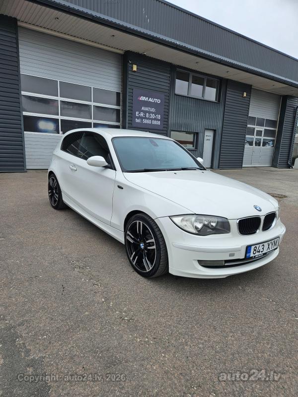 Balts BMW 1-series 2009 Tallina, ar dzinēja tilpumu 2.00 L un nobraukumu 150 tūkst. km par 8500 €, foto 1 vietnē AUTOMOTO.COM.LV