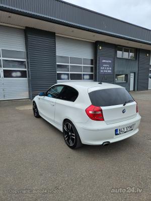 Balts BMW 1-series 2009 Tallina, ar dzinēja tilpumu 2.00 L un nobraukumu 150 tūkst. km par 8500 €, foto 5 vietnē AUTOMOTO.COM.LV