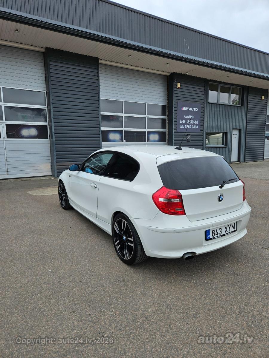 Balts BMW 1-series 2009 Tallina, ar dzinēja tilpumu 2.00 L un nobraukumu 150 tūkst. km par 8500 €, foto 5 vietnē AUTOMOTO.COM.LV
