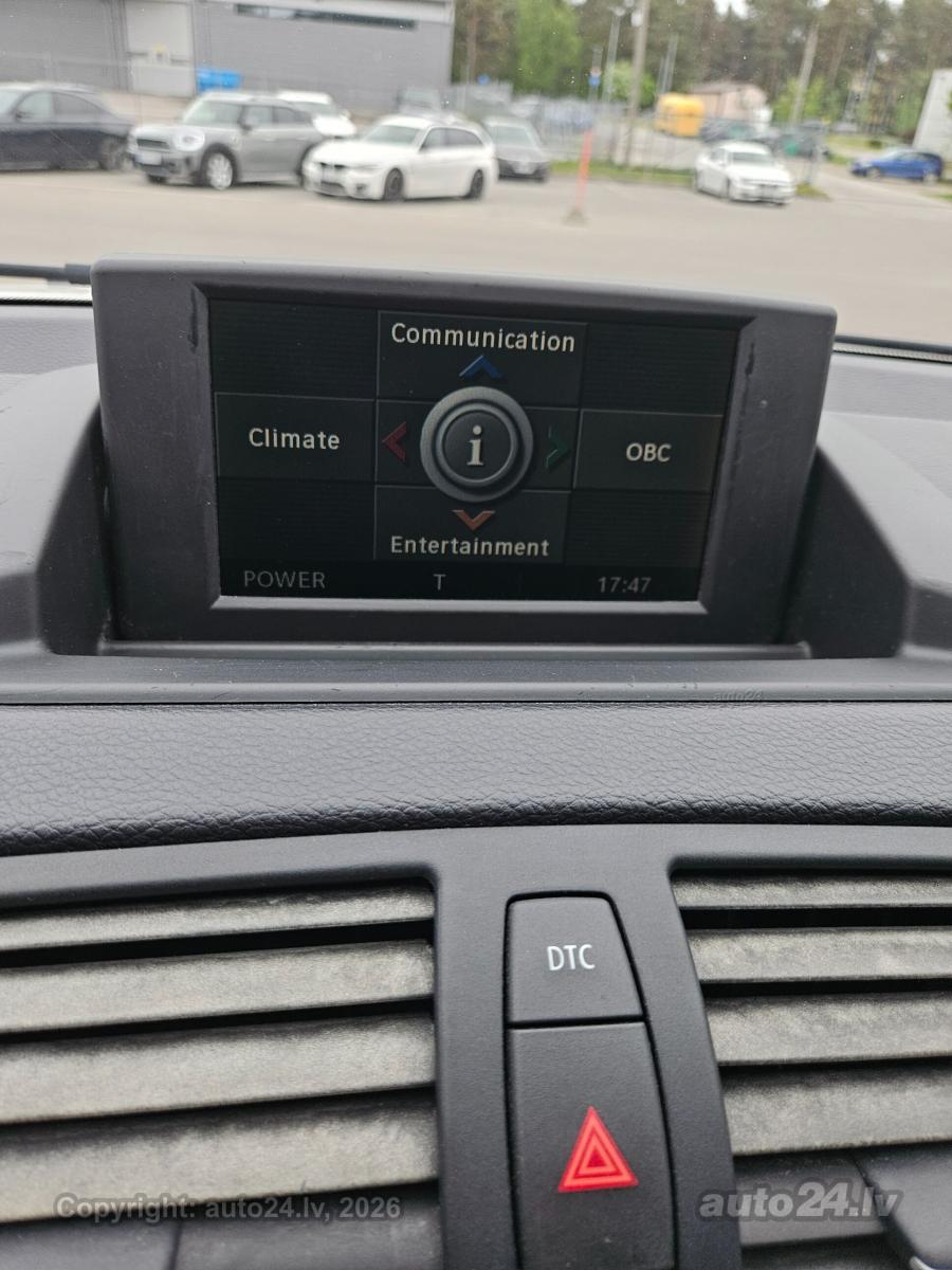 Balts BMW 1-series 2009 Tallina, ar dzinēja tilpumu 2.00 L un nobraukumu 150 tūkst. km par 8500 €, foto 15 vietnē AUTOMOTO.COM.LV