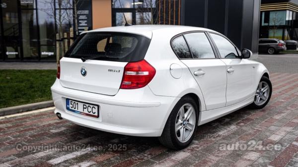 Balts BMW 1-series 2011 Tallina, ar dzinēja tilpumu 2.00 L un nobraukumu 255 tūkst. km par 4490 €, foto 4 vietnē AUTOMOTO.COM.LV