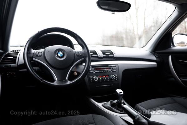 Balts BMW 1-series 2011 Tallina, ar dzinēja tilpumu 2.00 L un nobraukumu 255 tūkst. km par 4490 €, foto 7 vietnē AUTOMOTO.COM.LV