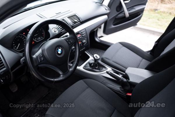 Balts BMW 1-series 2011 Tallina, ar dzinēja tilpumu 2.00 L un nobraukumu 255 tūkst. km par 4490 €, foto 8 vietnē AUTOMOTO.COM.LV