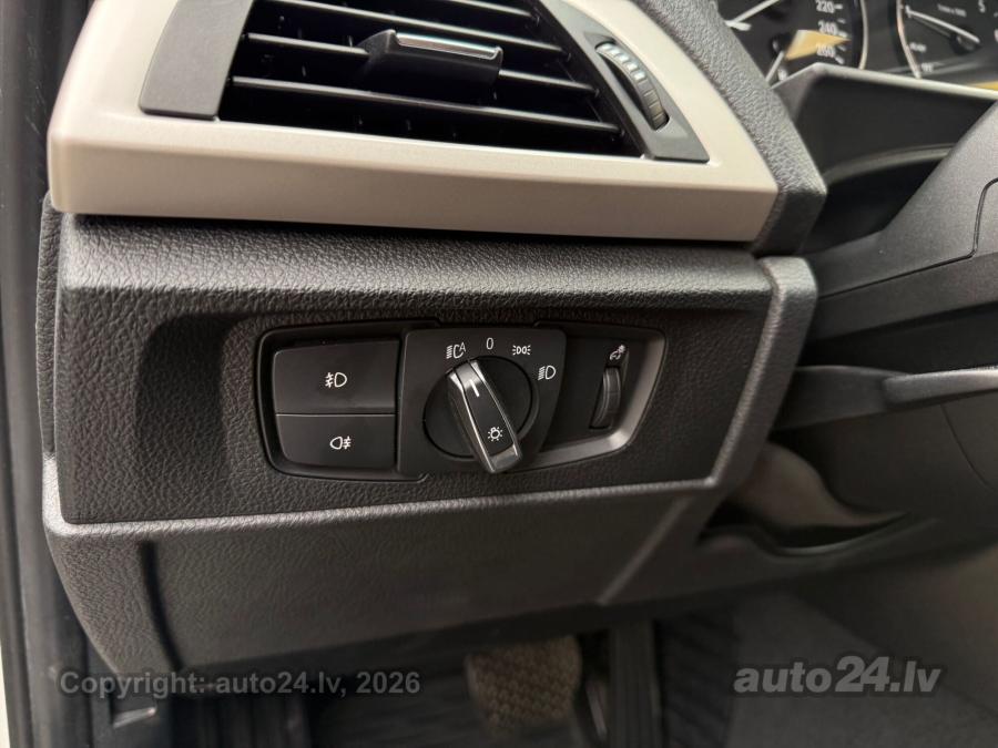 White BMW 1-series 2014 in Tallinn, with an engine capacity of 1.60 L and mileage of 89 thousand km for 9900 €, photo 14 on AUTOMOTO.COM.LV