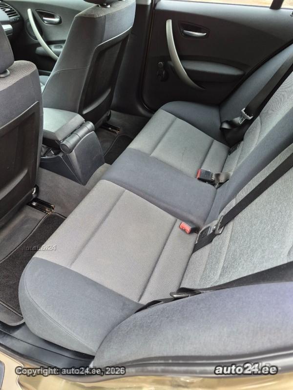 Dzeltens BMW 1-series 2005 Tallina, ar dzinēja tilpumu 2.00 L un nobraukumu 159 tūkst. km par 3490 €, foto 7 vietnē AUTOMOTO.COM.LV