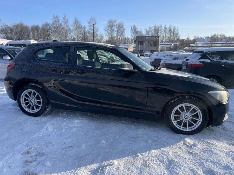 Black BMW 114 2013 in Utena, with an engine capacity of 1.60 L and mileage of 127 thousand km for 4450 €, photo 15 on AUTOMOTO.COM.LV