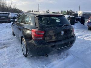 Black BMW 114 2013 in Utena, with an engine capacity of 1.60 L and mileage of 127 thousand km for 4450 €, photo 5 on AUTOMOTO.COM.LV