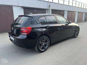 Black BMW 114 2013 in Vilnius, with an engine capacity of 1.60 L and mileage of 204 thousand km for 4200 €, photo 6 on AUTOMOTO.COM.LV