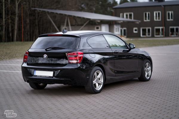 Black BMW 114 2014 in Vilnius, with an engine capacity of 1.60 L and mileage of 241 thousand km for 3890 €, photo 2 on AUTOMOTO.COM.LV