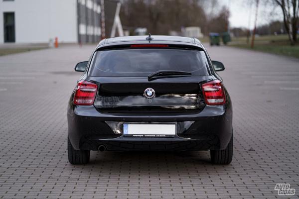 Black BMW 114 2014 in Vilnius, with an engine capacity of 1.60 L and mileage of 241 thousand km for 3890 €, photo 4 on AUTOMOTO.COM.LV
