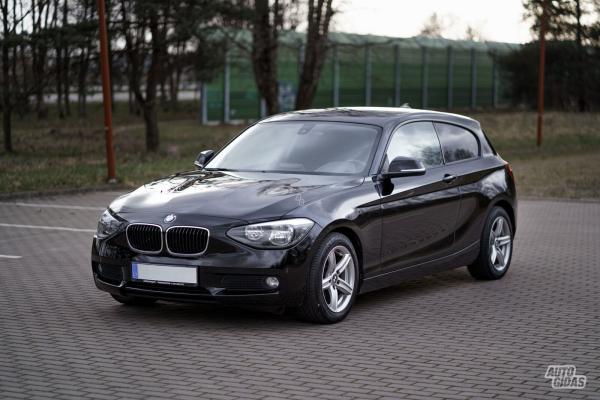 Black BMW 114 2014 in Vilnius, with an engine capacity of 1.60 L and mileage of 241 thousand km for 3890 €, photo 7 on AUTOMOTO.COM.LV