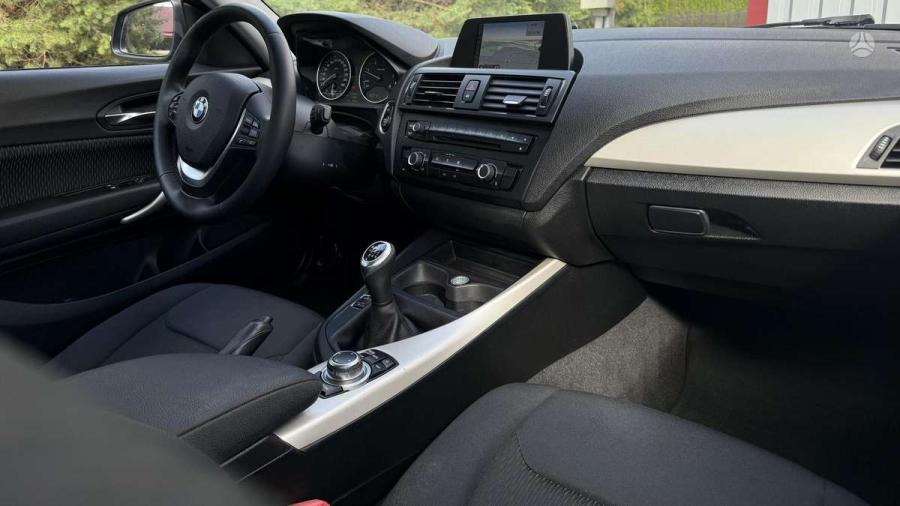 Melns BMW 114 2014 Ukmergė, ar dzinēja tilpumu 1.60 L un nobraukumu 276 tūkst. km par 4200 €, foto 13 vietnē AUTOMOTO.COM.LV