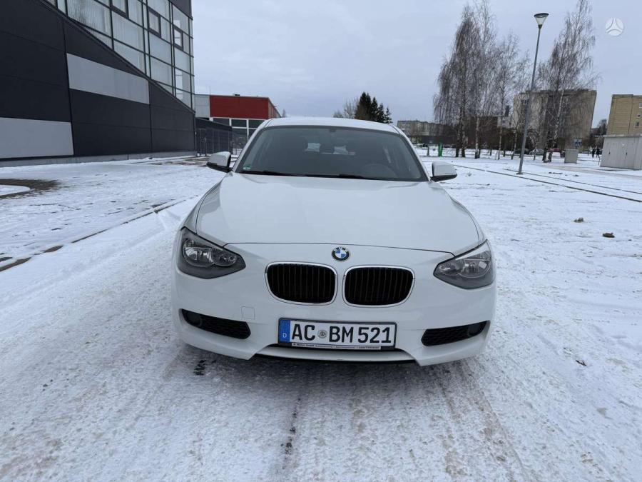 Balts BMW 114 2012 Panevēža, ar dzinēja tilpumu 1.60 L un nobraukumu 218 tūkst. km par 4900 €, foto 2 vietnē AUTOMOTO.COM.LV