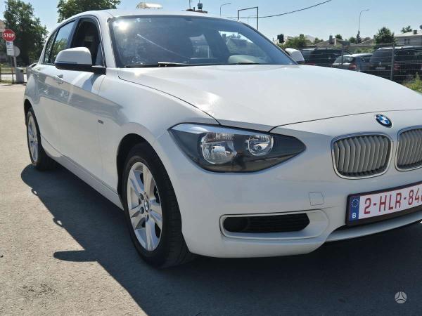 Balts BMW 114 2012 Šauļi, ar dzinēja tilpumu 1.60 L un nobraukumu 267 tūkst. km par 4350 €, foto 1 vietnē AUTOMOTO.COM.LV