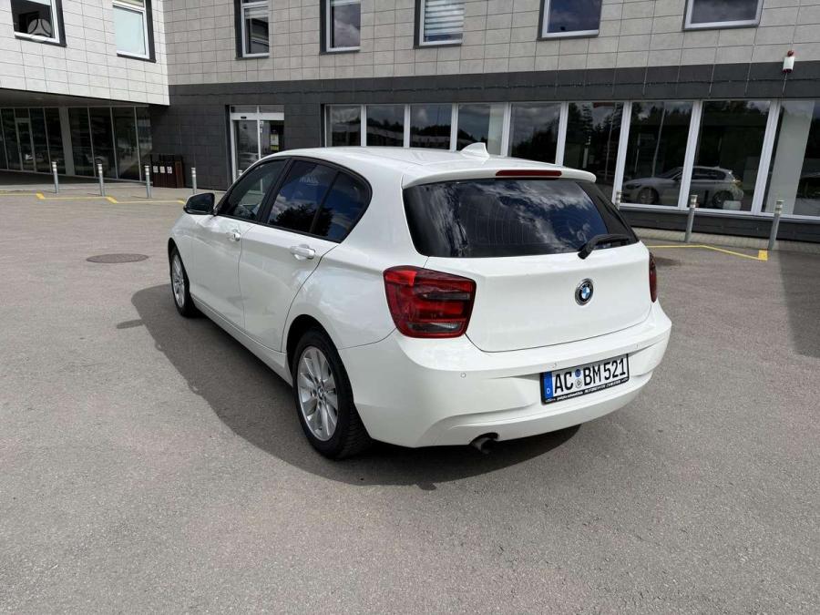 White BMW 114 2012 in Panevezys, with an engine capacity of 1.60 L and mileage of 218 thousand km for 4900 €, photo 7 on AUTOMOTO.COM.LV