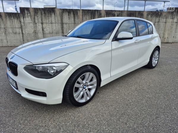 White BMW 114 2013 in Vilnius, with an engine capacity of 1.60 L and mileage of 216 thousand km for 5600 €, photo 3 on AUTOMOTO.COM.LV