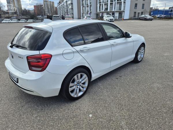 White BMW 114 2013 in Vilnius, with an engine capacity of 1.60 L and mileage of 216 thousand km for 5600 €, photo 5 on AUTOMOTO.COM.LV