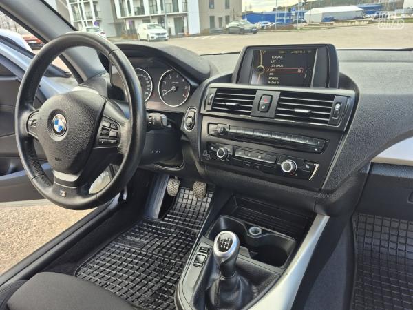 White BMW 114 2013 in Vilnius, with an engine capacity of 1.60 L and mileage of 216 thousand km for 5600 €, photo 9 on AUTOMOTO.COM.LV