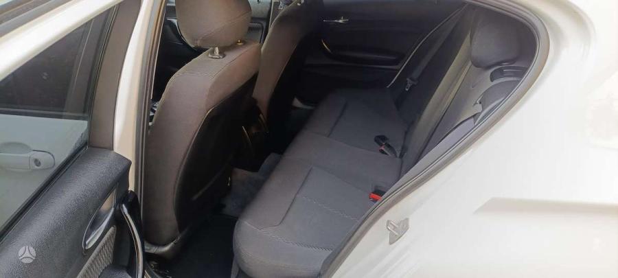 White BMW 114 2014 in Kaunas, with an engine capacity of 1.60 L and mileage of 204 thousand km for 5399 €, photo 11 on AUTOMOTO.COM.LV