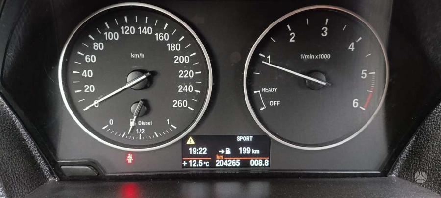 White BMW 114 2014 in Kaunas, with an engine capacity of 1.60 L and mileage of 204 thousand km for 5399 €, photo 15 on AUTOMOTO.COM.LV