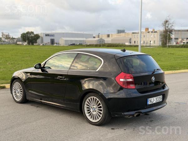 Melns BMW 116 2008 Liepāja, ar dzinēja tilpumu 1.60 L un nobraukumu 210 tūkst. km par 3200 €, foto 5 vietnē AUTOMOTO.COM.LV