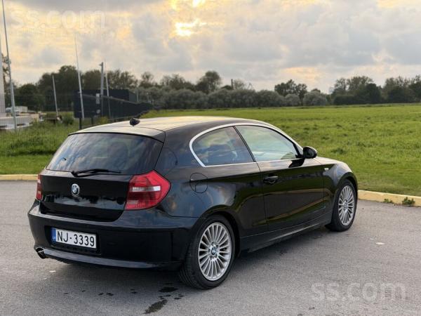 Melns BMW 116 2008 Liepāja, ar dzinēja tilpumu 1.60 L un nobraukumu 210 tūkst. km par 3200 €, foto 6 vietnē AUTOMOTO.COM.LV