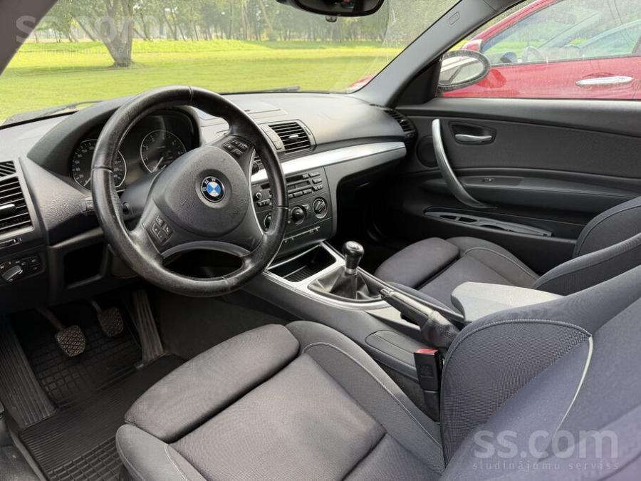 Melns BMW 116 2008 Liepāja, ar dzinēja tilpumu 1.60 L un nobraukumu 210 tūkst. km par 3200 €, foto 7 vietnē AUTOMOTO.COM.LV