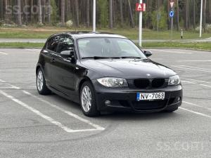 Melns BMW 116 2009 Rīga, ar dzinēja tilpumu 1.60 L un nobraukumu 298 tūkst. km par 3500 €, foto  vietnē AUTOMOTO.COM.LV