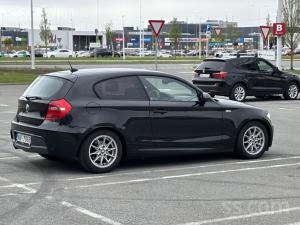 Melns BMW 116 2009 Rīga, ar dzinēja tilpumu 1.60 L un nobraukumu 298 tūkst. km par 3500 €, foto 4 vietnē AUTOMOTO.COM.LV
