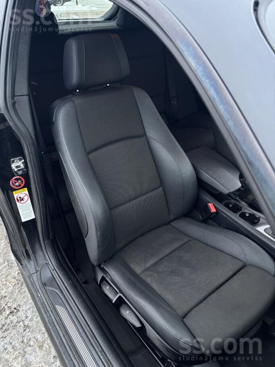 Melns BMW 116 2009 Rīga, ar dzinēja tilpumu 1.60 L un nobraukumu 298 tūkst. km par 3500 €, foto 8 vietnē AUTOMOTO.COM.LV