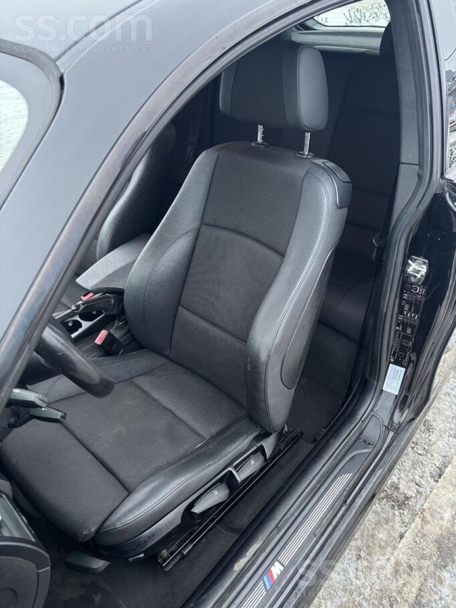 Melns BMW 116 2009 Rīga, ar dzinēja tilpumu 1.60 L un nobraukumu 298 tūkst. km par 3500 €, foto 9 vietnē AUTOMOTO.COM.LV