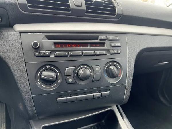 Melns BMW 116 2009 Rēzekne, ar dzinēja tilpumu 2.00 L un nobraukumu 273 tūkst. km par 2500 €, foto 9 vietnē AUTOMOTO.COM.LV
