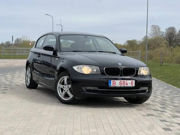 Black BMW 116 2009 in Rezekne, with an engine capacity of 2.00 L and mileage of 273 thousand km for 2500 €, photo 2 on AUTOMOTO.COM.LV