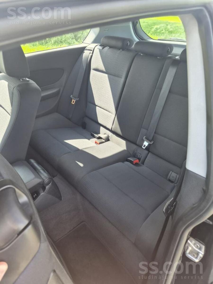 Melns BMW 116 2012 Rīga, ar dzinēja tilpumu 2.00 L un nobraukumu 144 tūkst. km par 4500 €, foto 9 vietnē AUTOMOTO.COM.LV