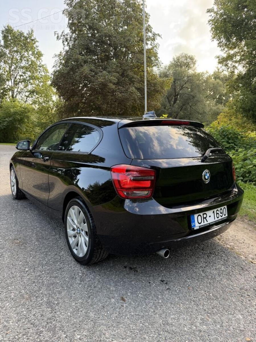 Melns BMW 116 2012 Jelgava, ar dzinēja tilpumu 1.60 L un nobraukumu 241 tūkst. km par 4650 €, foto 5 vietnē AUTOMOTO.COM.LV