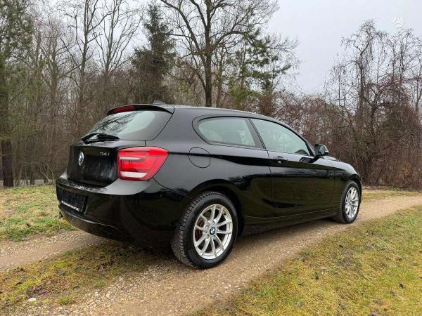Melns BMW 116 2013 Utena, ar dzinēja tilpumu 1.60 L un nobraukumu 157 tūkst. km par 4650 €, foto 5 vietnē AUTOMOTO.COM.LV
