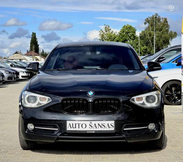 Black BMW 116 2013 in Taurage, with an engine capacity of 1.60 L and mileage of 259 thousand km for 4900 €, photo 3 on AUTOMOTO.COM.LV