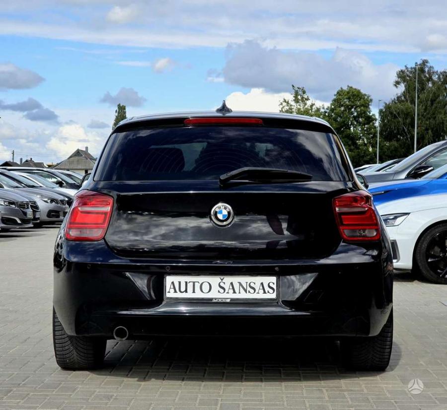 Melns BMW 116 2013 Tauragė, ar dzinēja tilpumu 1.60 L un nobraukumu 259 tūkst. km par 4900 €, foto 10 vietnē AUTOMOTO.COM.LV