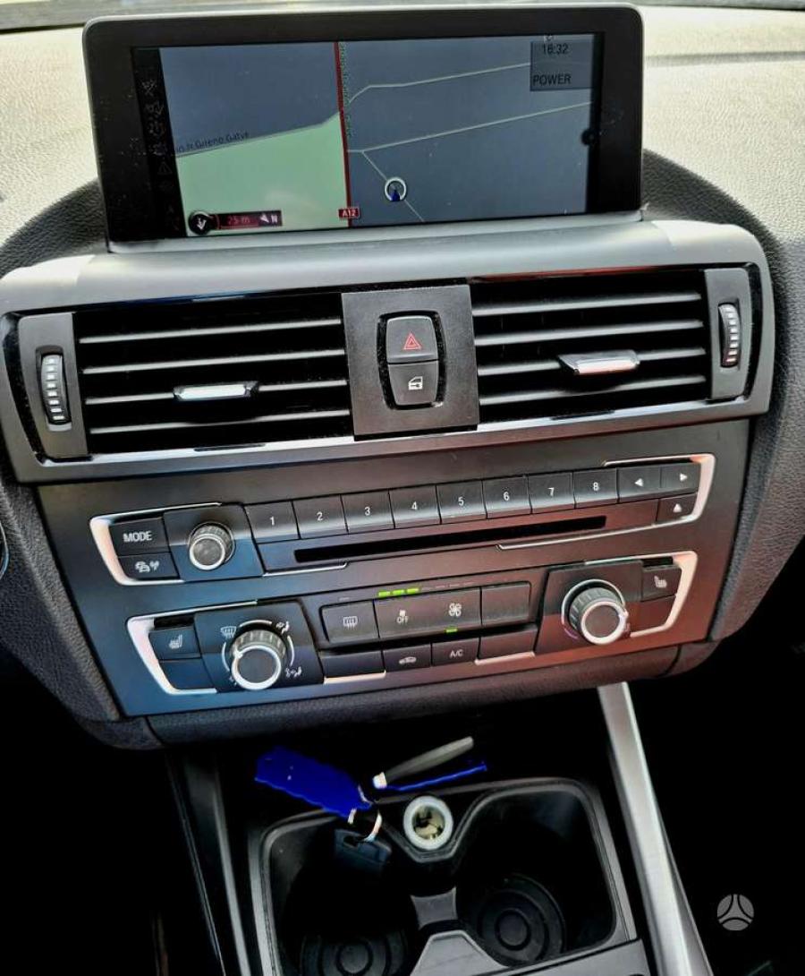 Melns BMW 116 2013 Tauragė, ar dzinēja tilpumu 1.60 L un nobraukumu 259 tūkst. km par 4900 €, foto 15 vietnē AUTOMOTO.COM.LV