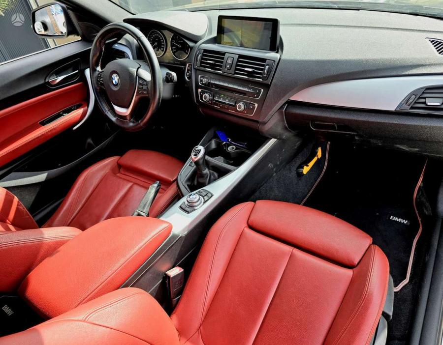Melns BMW 116 2013 Tauragė, ar dzinēja tilpumu 1.60 L un nobraukumu 259 tūkst. km par 4900 €, foto 21 vietnē AUTOMOTO.COM.LV
