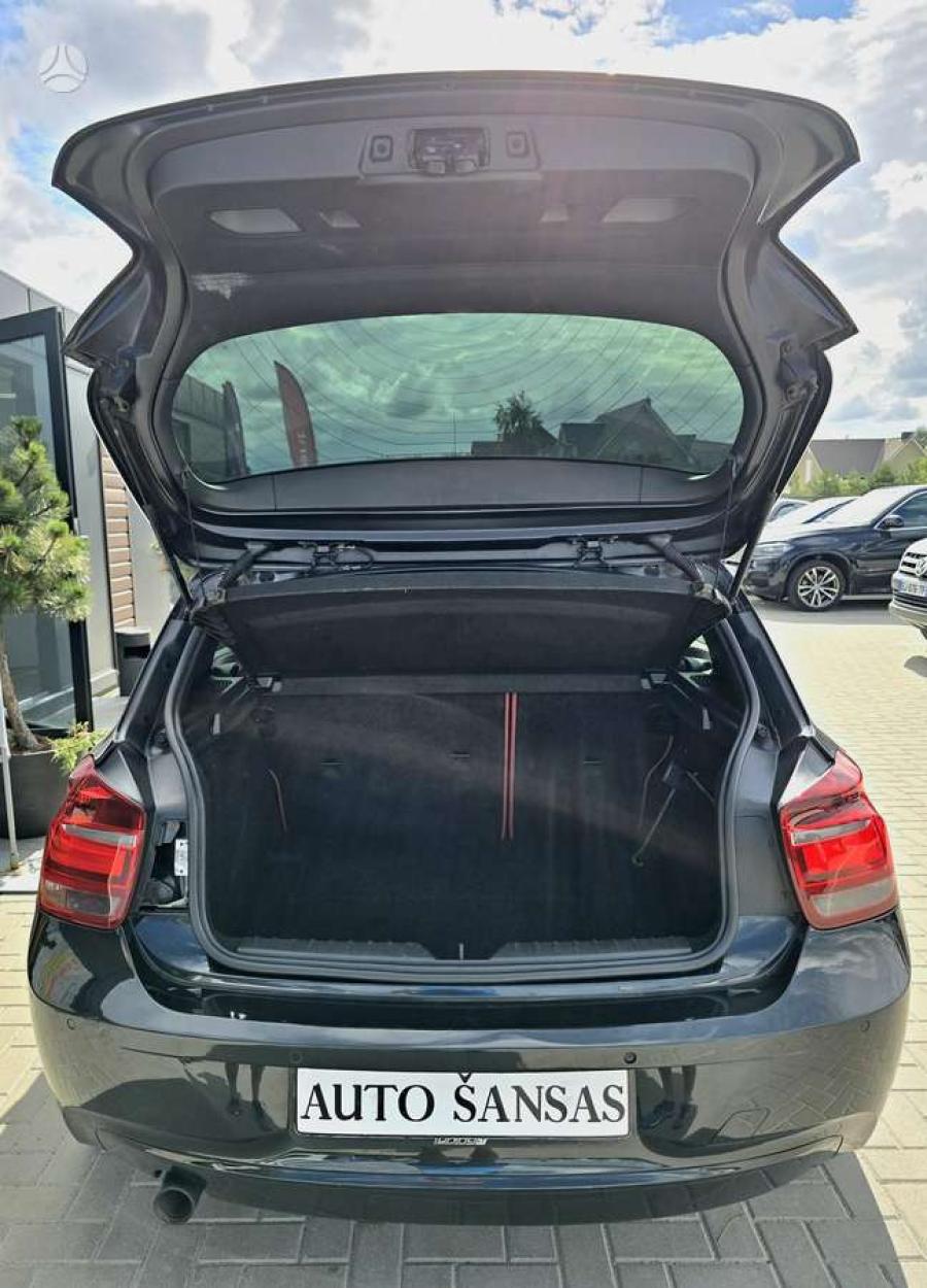 Melns BMW 116 2013 Tauragė, ar dzinēja tilpumu 1.60 L un nobraukumu 259 tūkst. km par 4900 €, foto 28 vietnē AUTOMOTO.COM.LV
