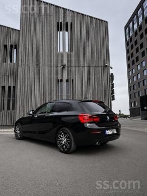 Black BMW 116 2015 in Riga, with an engine capacity of 1.50 L and mileage of 138 thousand km for 8100 €, photo 3 on AUTOMOTO.COM.LV