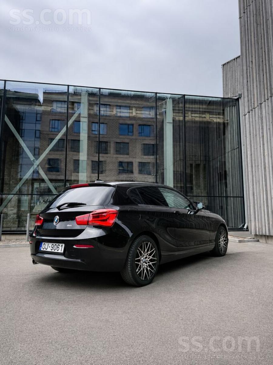 Black BMW 116 2015 in Riga, with an engine capacity of 1.50 L and mileage of 138 thousand km for 8100 €, photo 5 on AUTOMOTO.COM.LV