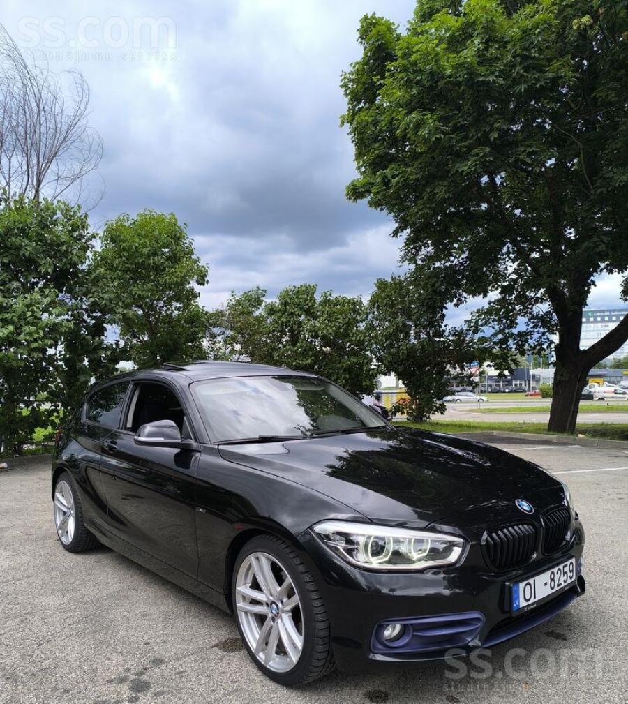 Black BMW 116 2015 in Riga, with an engine capacity of 1.60 L and mileage of 268 thousand km for 7500 €, photo 4 on AUTOMOTO.COM.LV